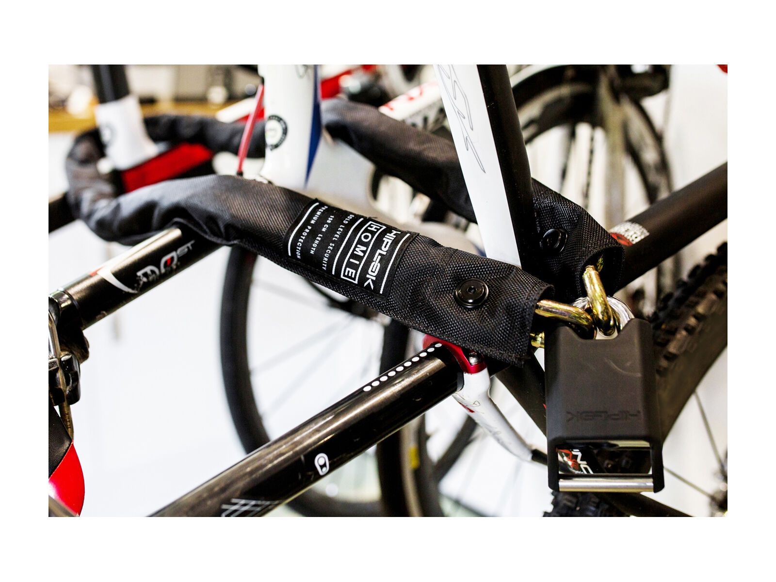 Hiplok Homie Gold, all black | BIKER-BOARDER.DE