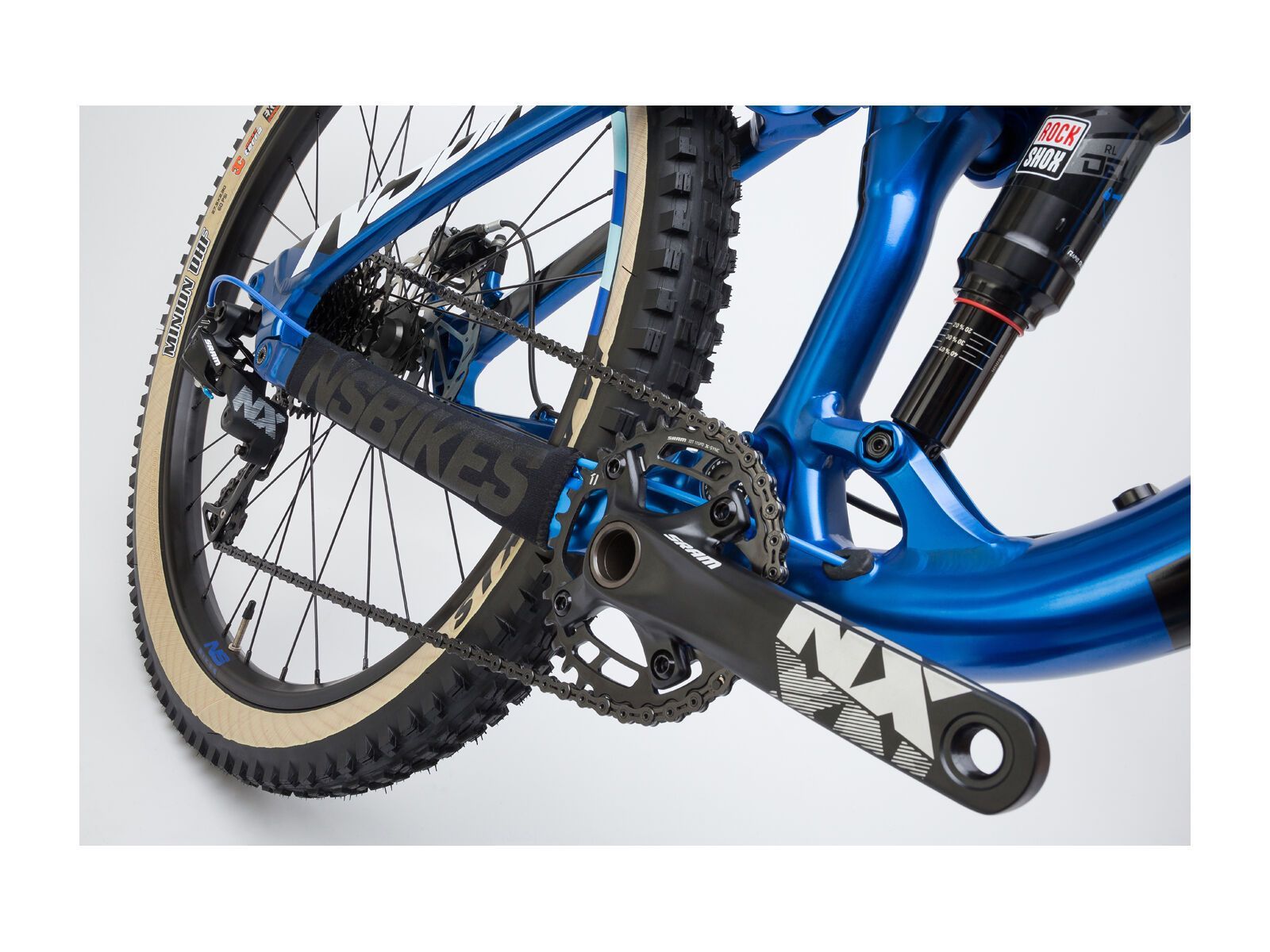 NS Bikes Snabb T 2, blue/white | BIKER-BOARDER.DE